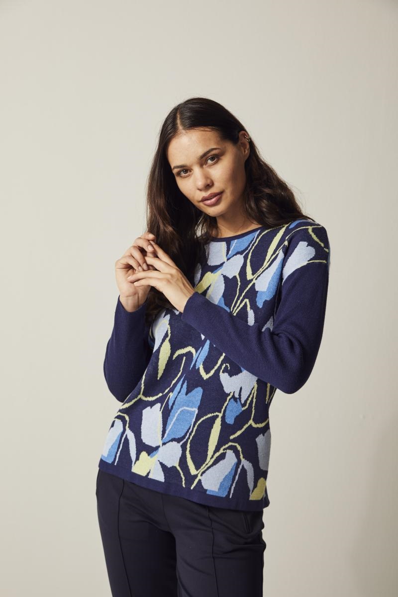 Micha kläder säljs hos Lena D Fashion och Rappes